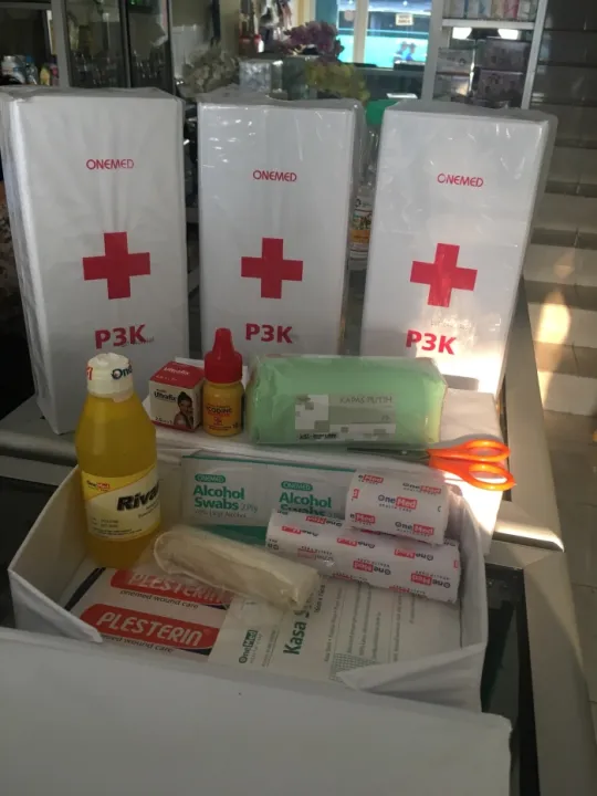 Kotak P3K Mobil Onemed Komplit | Lazada Indonesia