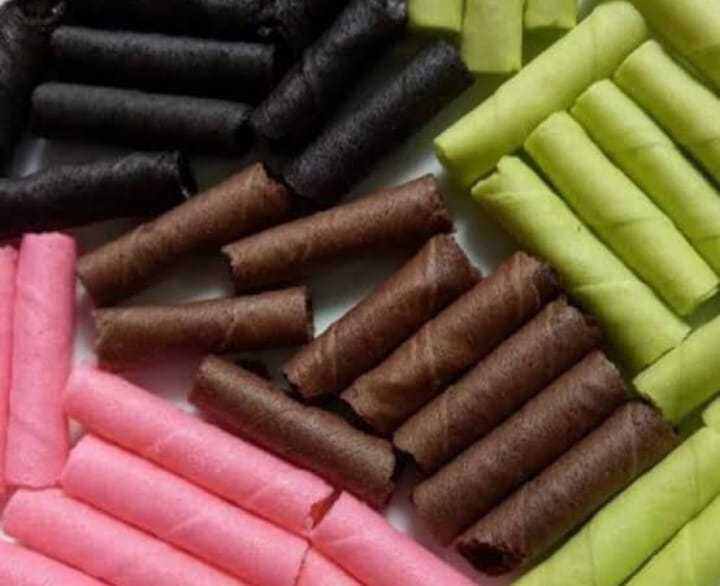 Snack egg roll astor mini cokelat warna warni isi 100 gram | Lazada ...