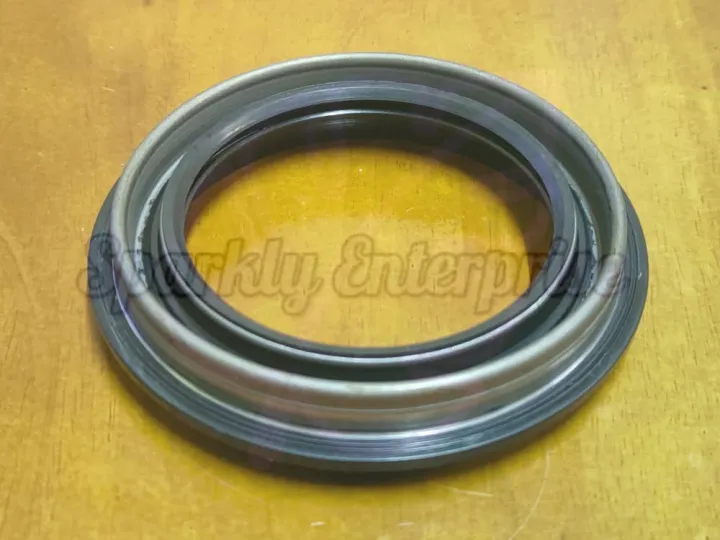 NISSAN PATROL / NISSAN SAFARI Y60 Y61 REAR WHEEL OIL SEAL 43232-01J10 ...