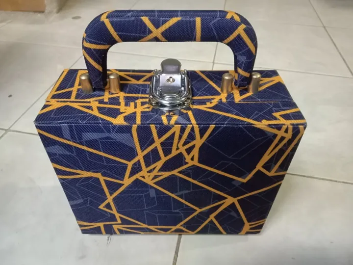 TARI CASE/HARD CASE 12 TO 15 CAPACITY WITH FIBER GLASS | Lazada PH