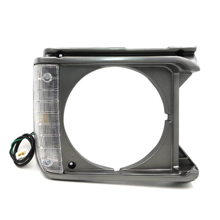 ถาดเบ้าไฟหน้า ซ้าย แยกขาย 1 ชิ้น โตโยต้า ไฮลักซ์ ปี 2522 - 2526 Toyota ...