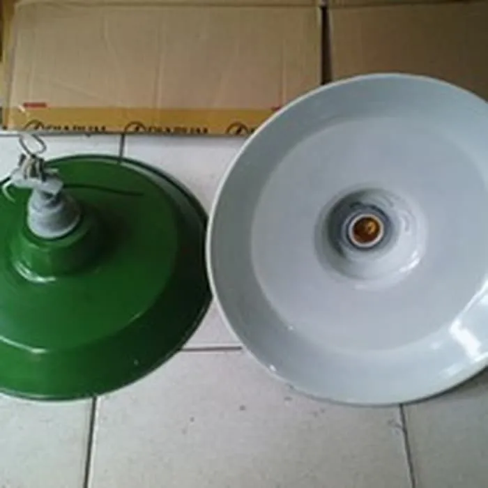 Kap Lampu Hijau + Fitting Besi SET E27 I Fiting Gantung Keramik Lampu Jalan Gantung E 27 ...