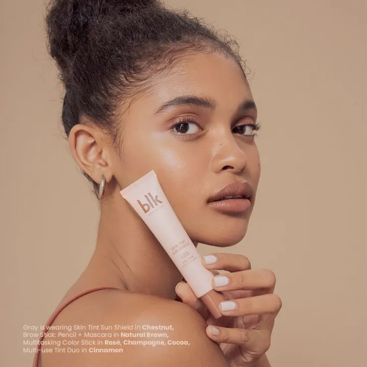 Natural bright blk Cosmetics Universal Skin tint Sun Shield SPF 30 ...