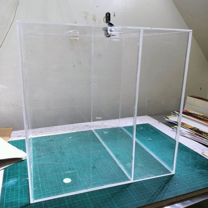 ACRYLIC TIP BOX WITH TWO PARTITION AND KEY LOCK | Lazada PH