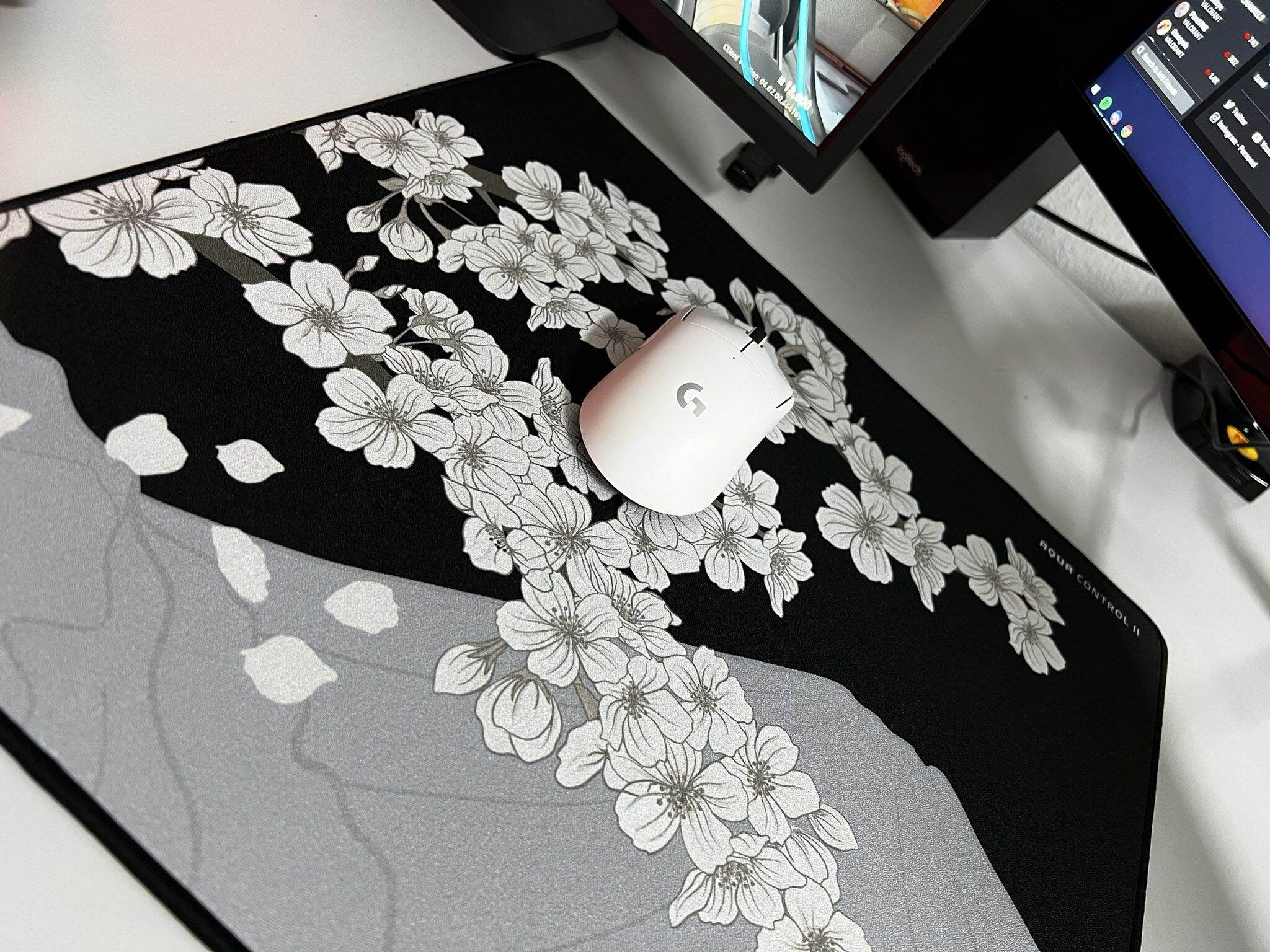 X-raypad Aqua Control II SAKURA Gaming Mouse Pads XL Size 450x400x4m ...