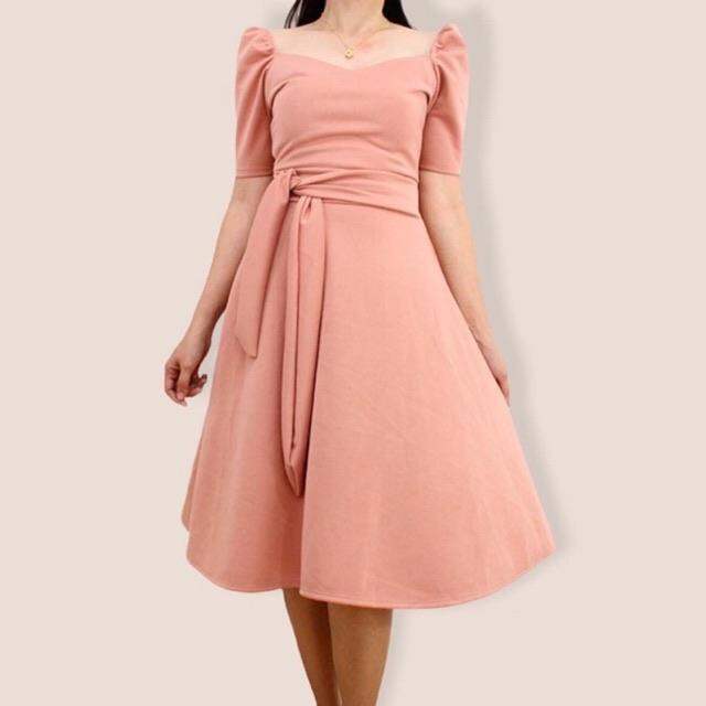 ENTOURAGE GOWN BRIT/ SEMI-FORMAL DRESS / FORMAL WEAR WEDDING GUEST NUDE ...