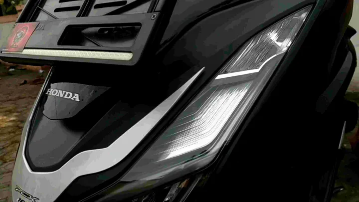 garnish lampu pcx 160 / garnish PCX 160 / aksesoris PCX 160 variasi pcx ...