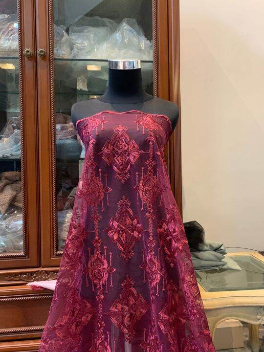 Bahan Kain Brokat Tile Etnik Keraton Diamond Warna Merah Maroon ...