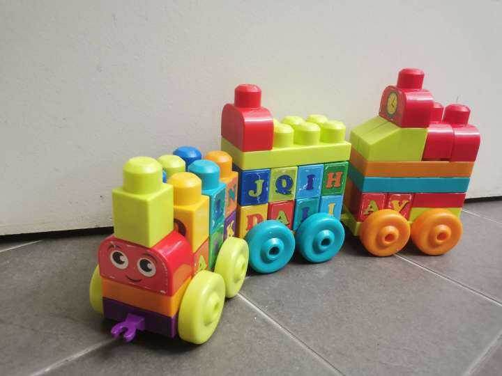 ORIGINAL Mega Bloks ABC Alphabet Learning Train Fisher Price Fisher ...