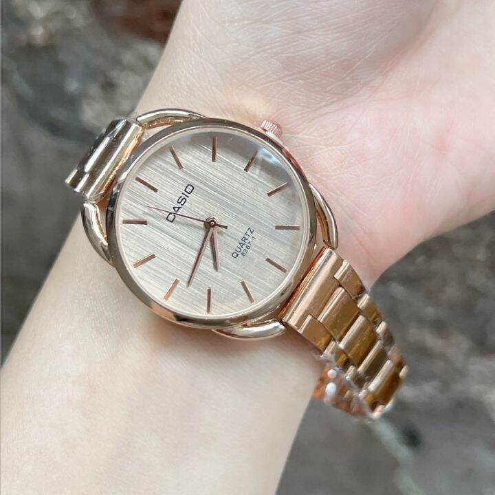 Watchtime นาฬิกาข้อมือแฟชั่นผู้หญิง หน้าปัดขนาด 32 มม. สายเลทตัดสายได้ ...