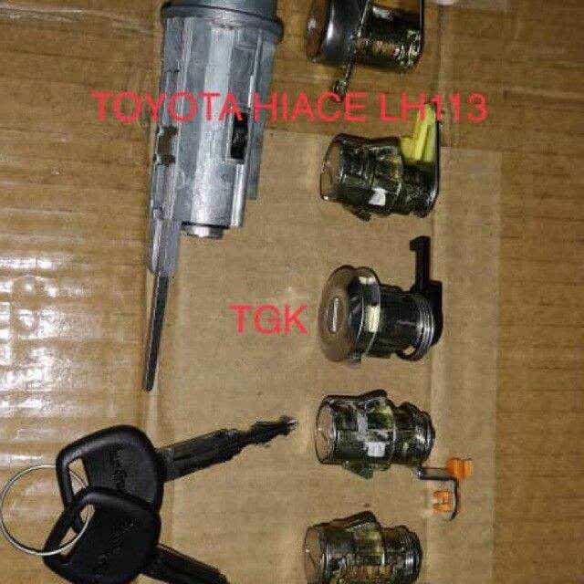 TOYOTA HIACE LH113 LH112 STARTER KEY WITH DOOR KEY LOCK FULL SET (6PCS ...