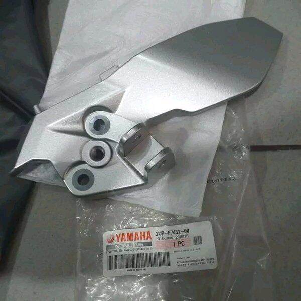 Dudukan step depan kiri Byson Fi Original Yamaha | Lazada Indonesia