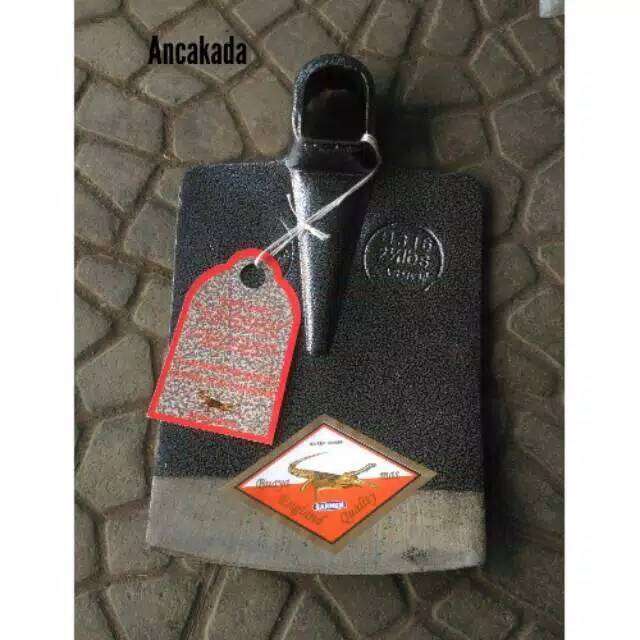 cangkul pacul asli cap buaya Merk Carmen Cangkul baja asli/Cangkul ...