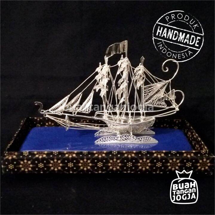 Miniatur Kapal Konstitusi Lapis Perak - Kerajinan Khas Kotagede Jogja | Lazada Indonesia