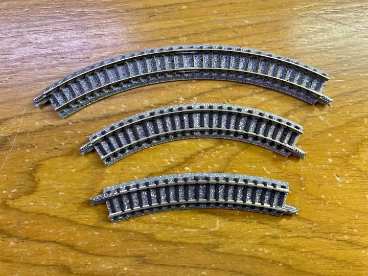 N Scale Tomix Curved track C Radius 60 and 10 Grey 3 sizes. N Scale ...