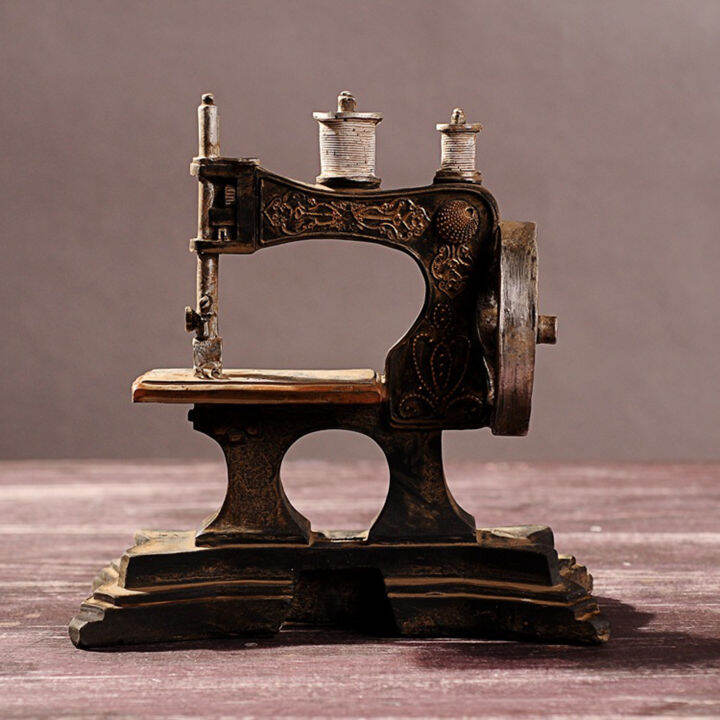 Retro Sewing Machine Resin Statue Creative Nostalgic Sculpture ...