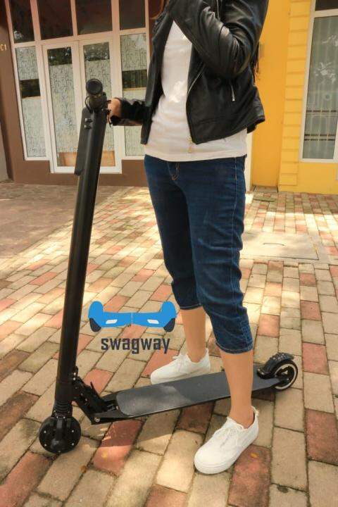 Skuter Elektrik Ringan Lightweight Electric Scooter Otopet Listrik ...