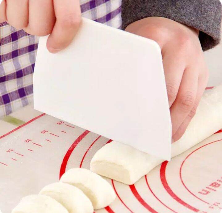 Scrapper Trapesium Besar / PEMOTONG ADONAN KUE DAN ROTI | Lazada Indonesia