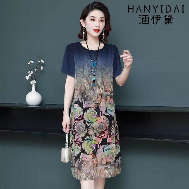 Tag-init bagong maikling manggas nasa katanghaliang-gulang at matandang ...