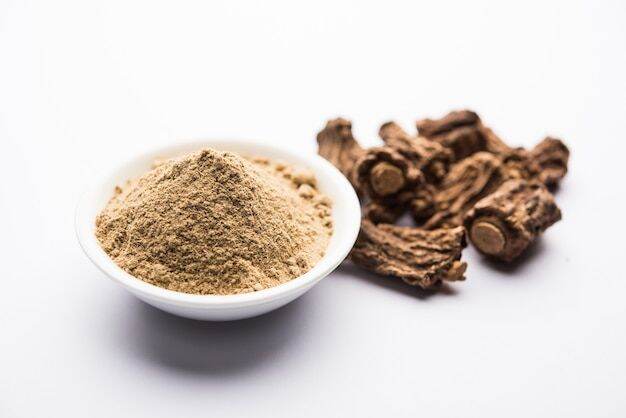 Nannari (sarsaparilla) powder / NANNARI /HEMIDESMUS INDICUS DRIED ROOTS ...