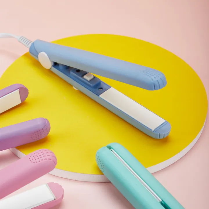 Professional electric splint does not hurt the hair. Hot waves and ...