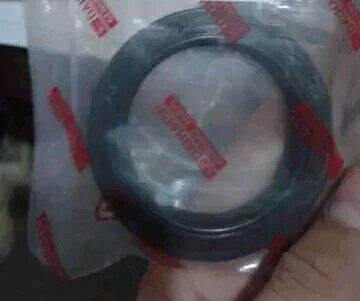 Sil seal puly crankshaft depan asli avanza all xenia1.3 | Lazada Indonesia