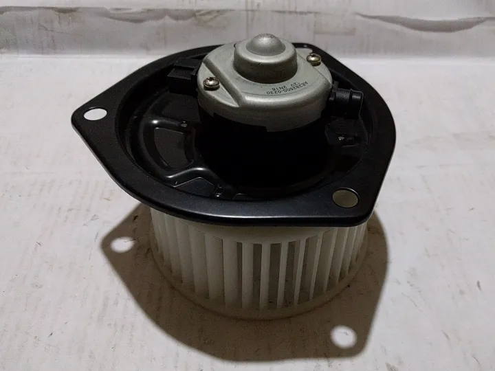 Mitsubishi L200/Strada (1986-1999) | Lancer "Singkit" (1989-1992 ...