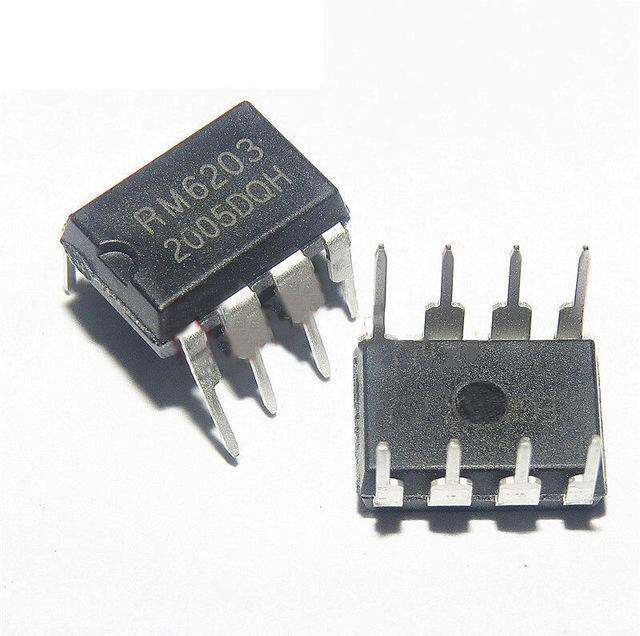 10pcs RM6203 = CR6203 DIP8 RM 6203 DIP-8 High Performance Current Mode PWM Switching Power ...
