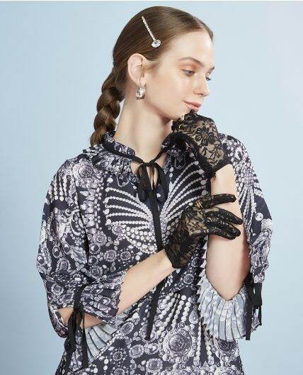 Nitan (นิทาน) ชุดเดรสให้นมบุตร รุ่น Deutzia Nursing Dress | Lazada.co.th