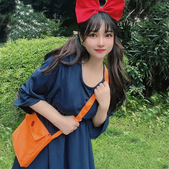 Two-dimensional adult cosplay witch's delivery service Kiki parent ...