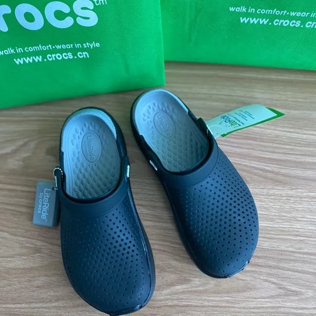 Crocs Lite Ride for men and women with ecobag | Lazada PH