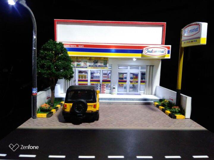 diorama indomaret | Lazada Indonesia