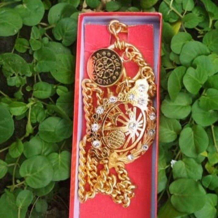 PIN BROS RANTAI JAS BESKAP LAMBANG KERATON SOLO SEPUHAN EMAS AS024 ...