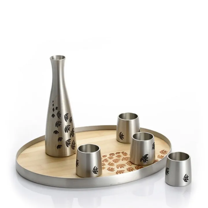 Royal Selangor Shuraku Collection Pewter Sake Set with 4 cups and Tray ...