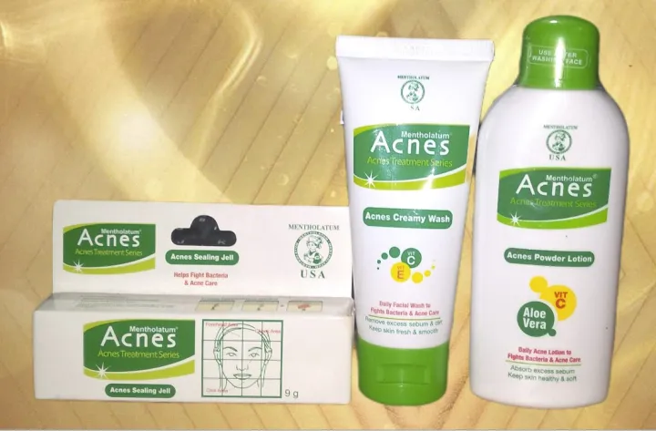 Acnes Series Acnes Creamy Wash vit C dan vit E 50gr + Acnes Powder ...