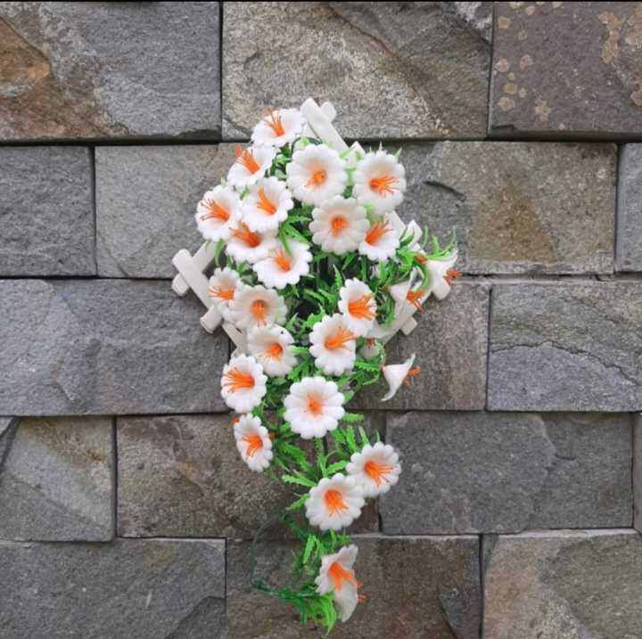 Tanaman Rambat / Rambat Seruni / Hiasan Dinding/bunga tempel/bunga ...