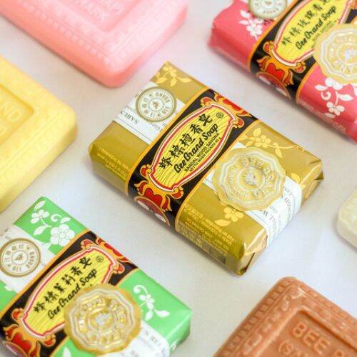 Sabun Tawon Bee&Flower 4 Pilihan Aroma ORIGINAL 100% HALAL / Sabun ... Sabun Tawon Bee&Flower 4 Pilihan Aroma ORIGINAL 100% HALAL / Sabun ...