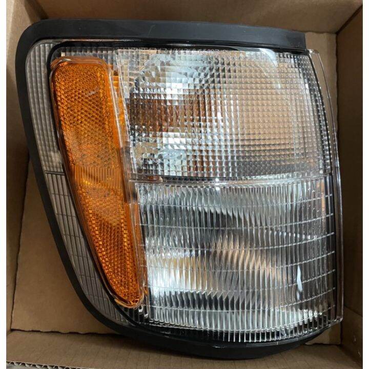 Isuzu Trooper 1998-2002 Signal Light/ Corner Light | Lazada PH