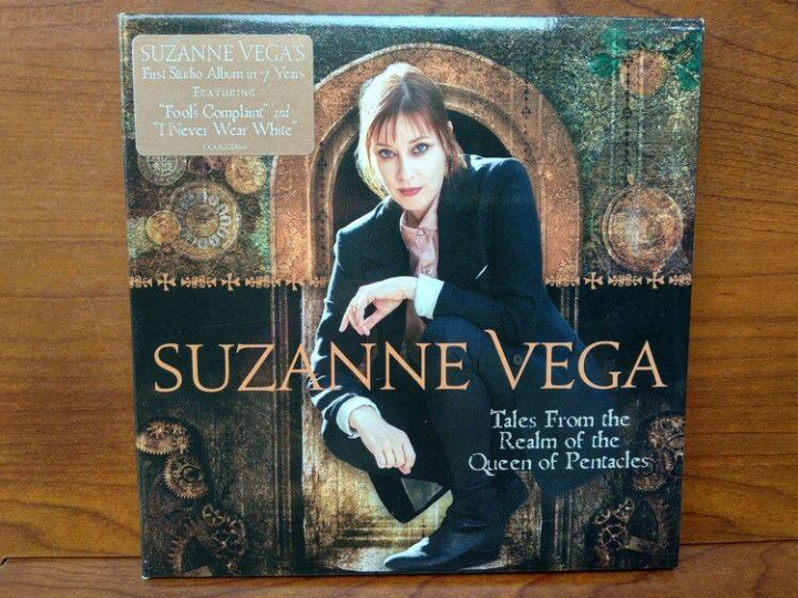 Susan Weig Suzanne Vega, a famous contemporary folk singer | Lazada PH