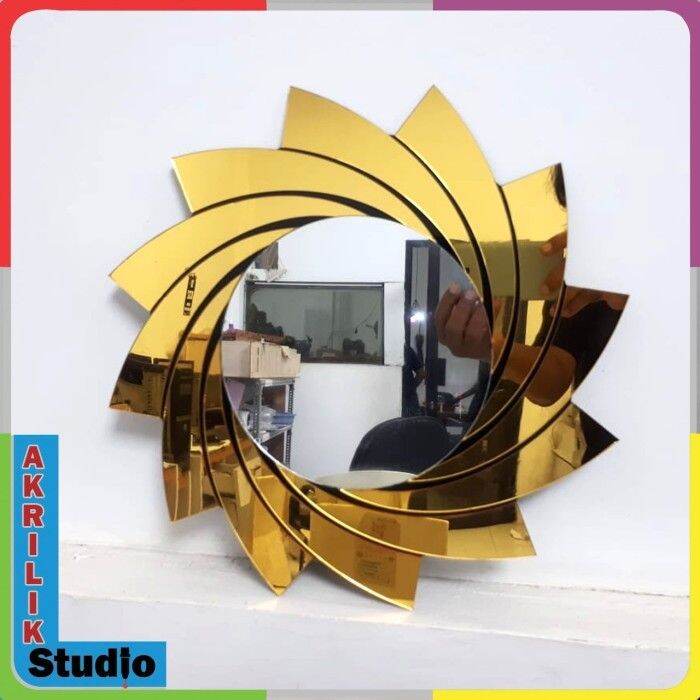 CERMIN DINDING AKRILIK 50x50 GOLD model cermin unik untuk hiasan ...