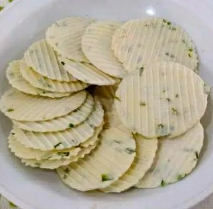 Kue Gapit/Jepit kucai/ Jepi Bawang Gurih ekstra Daun Kucai yang sedap ...