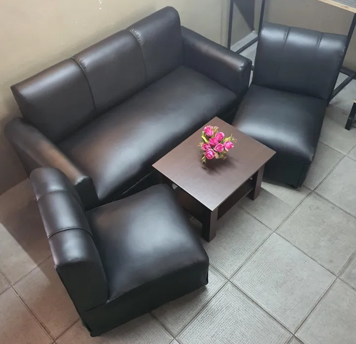SALA SET BLACK LEATHER WITH CENTER TABLE URATEX FOAM/ CASH ON DELIVERY ...