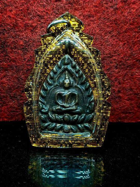 【Efficacious amulet】Super Famous Powerful NerThong Phra Chao Sua Amulet ...