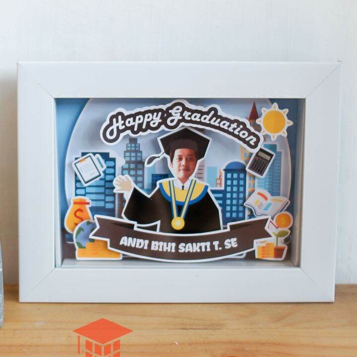 Kado Wisuda Cowok Unik Scrap Frame Foto 3D A5 Graduation | Lazada Indonesia