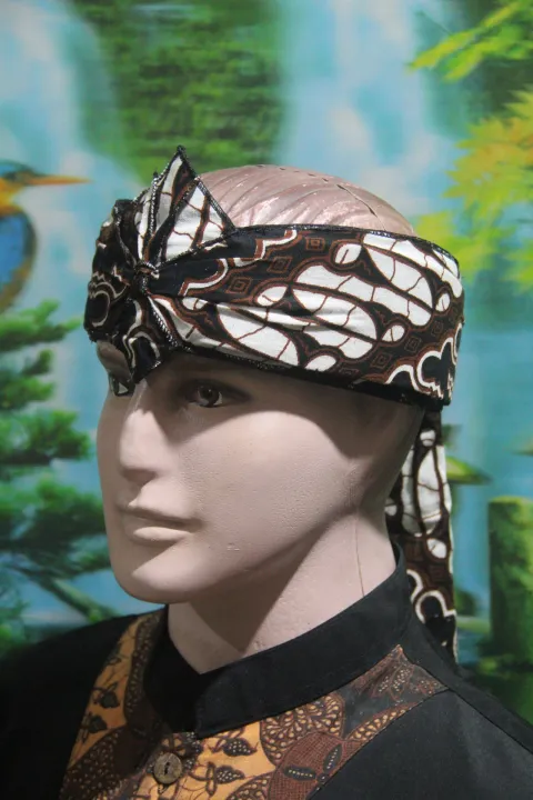 iket kepala sunda blangkon totopong mahkuta wangsa tradisional sunda ...