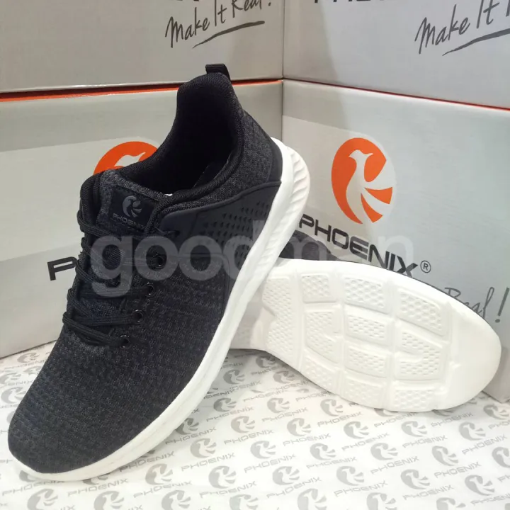 Sepatu Sneakers Pria Lazaro Phoenix | Lazada Indonesia