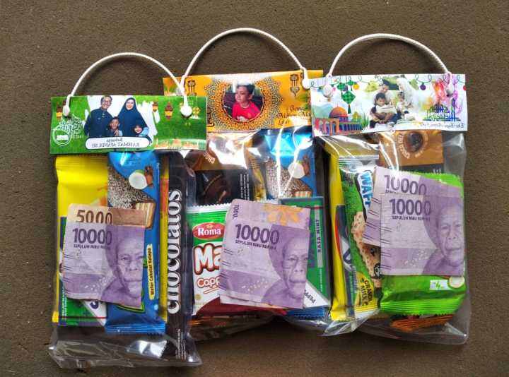 Label Tas Plastik Bisa Pakai Foto Dan Request desain | Lazada Indonesia