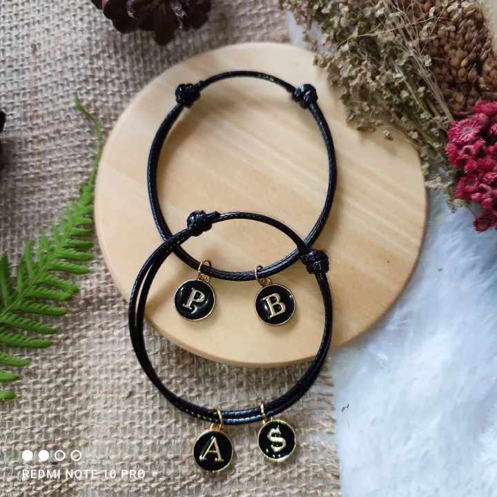 (2 INISIAL) GELANG INISIAL EPOXY / 2 BUAH INISIAL | Lazada Indonesia