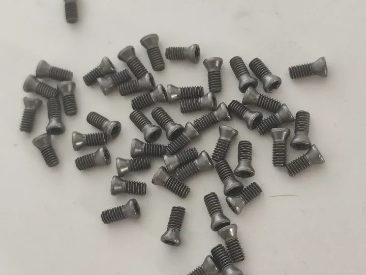 Baut Holder bubut miling baut insert baut bintang M2 , M2.5 sampai M5 ...