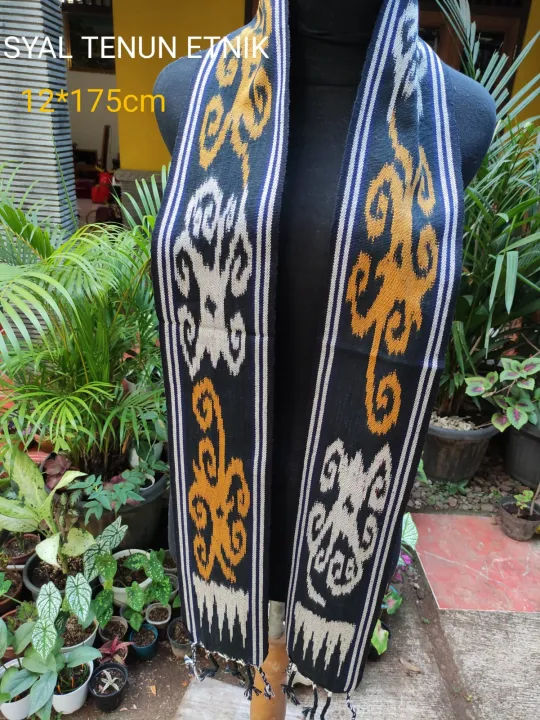 Syal Kain Tenun Etnik Dayak / Syal Tenun Etnik Nusantara | Lazada Indonesia